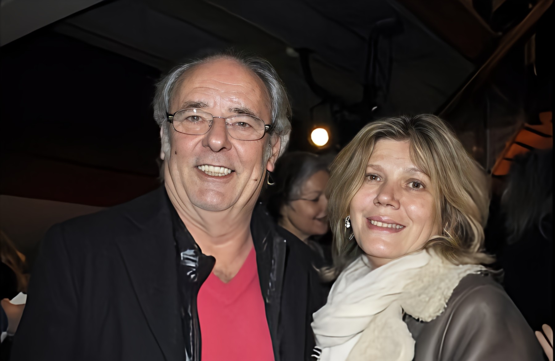 Bon anniversaire à Maxime Le Forestier (75 ans) Fabienne, le pilier de sa vie... | Suis-Nous