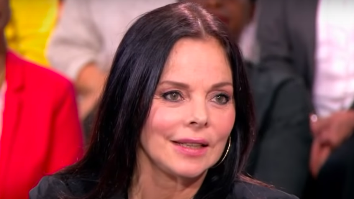 Bon anniversaire à Douchka Esposito (61 ans). Elle raconte son ...