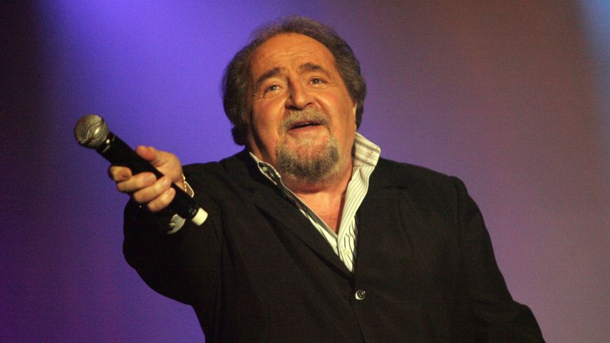 Une pensée pour Richard Anthony avec un medley des années 60 | Suis-Nous