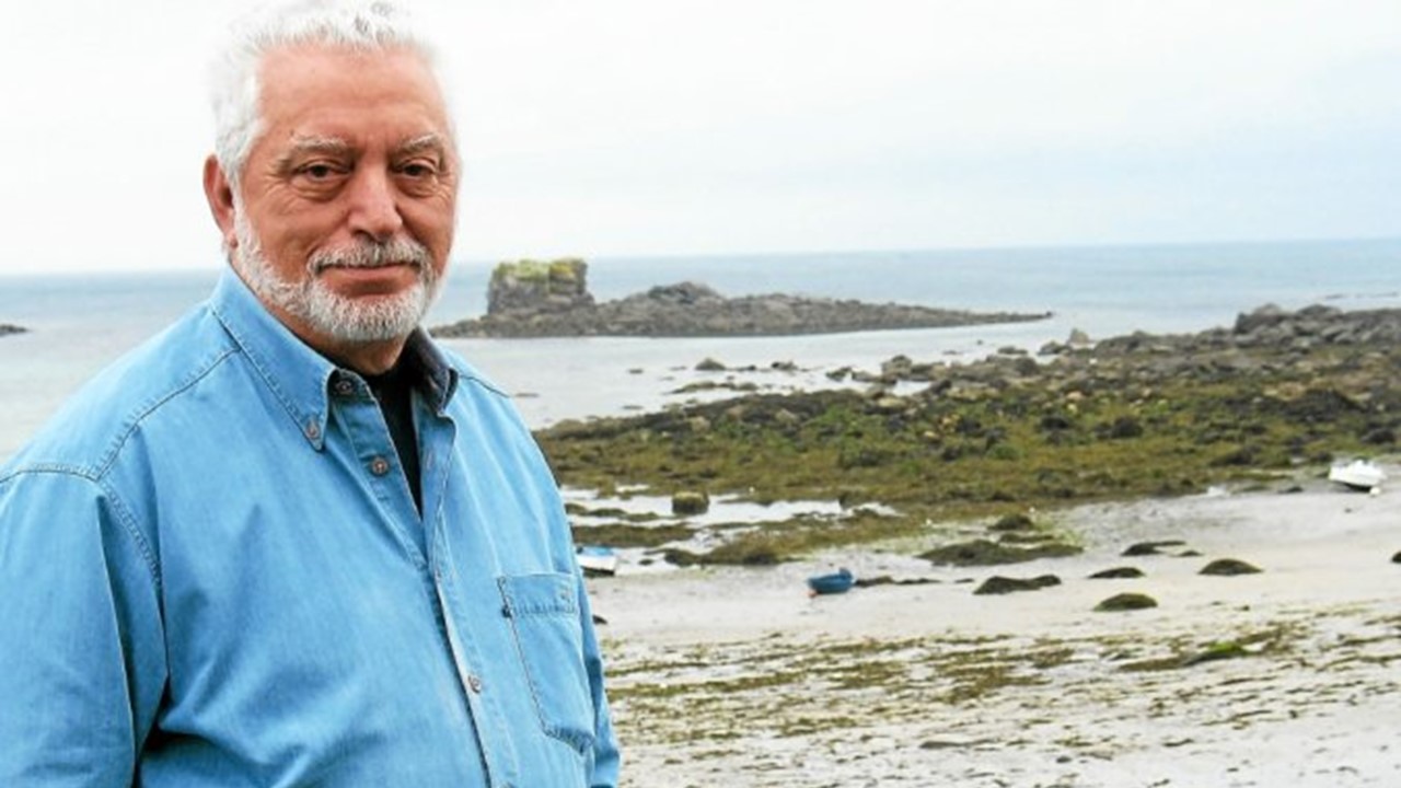 Paco Rabanne is dead! He was 88 years old. | Follow Us