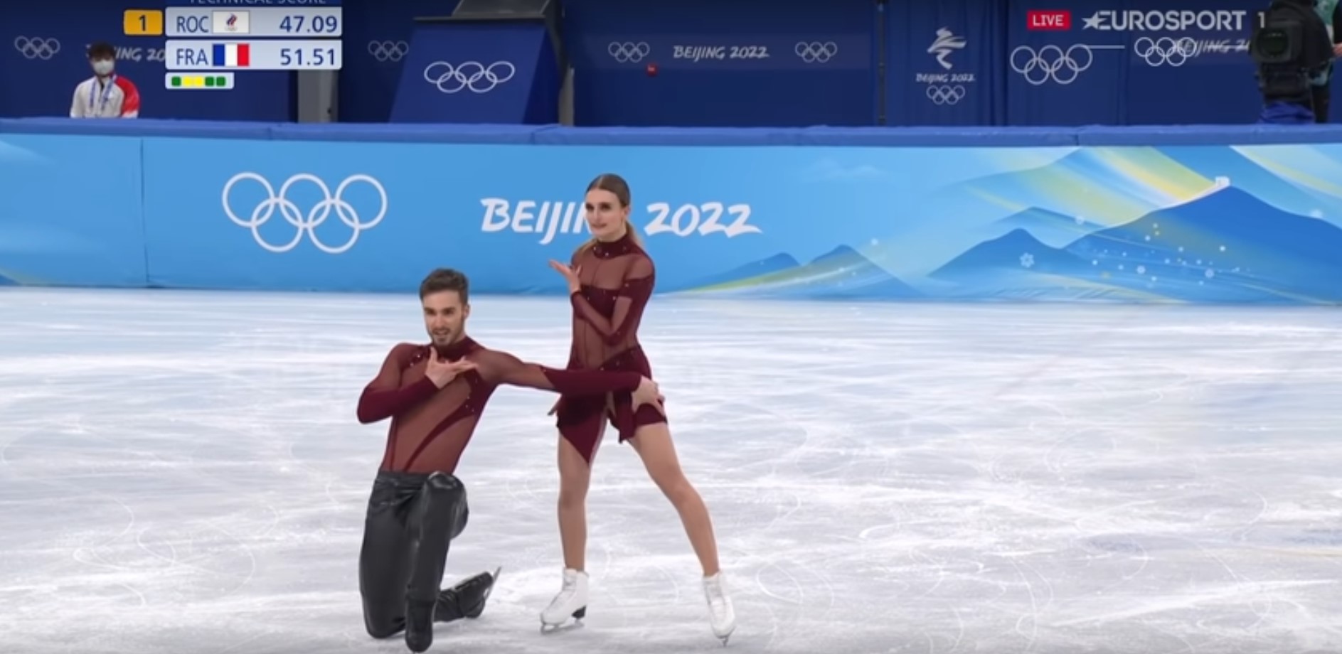 World record broken for Papadakis & Cizeron in rhythmic dance | Ice ...