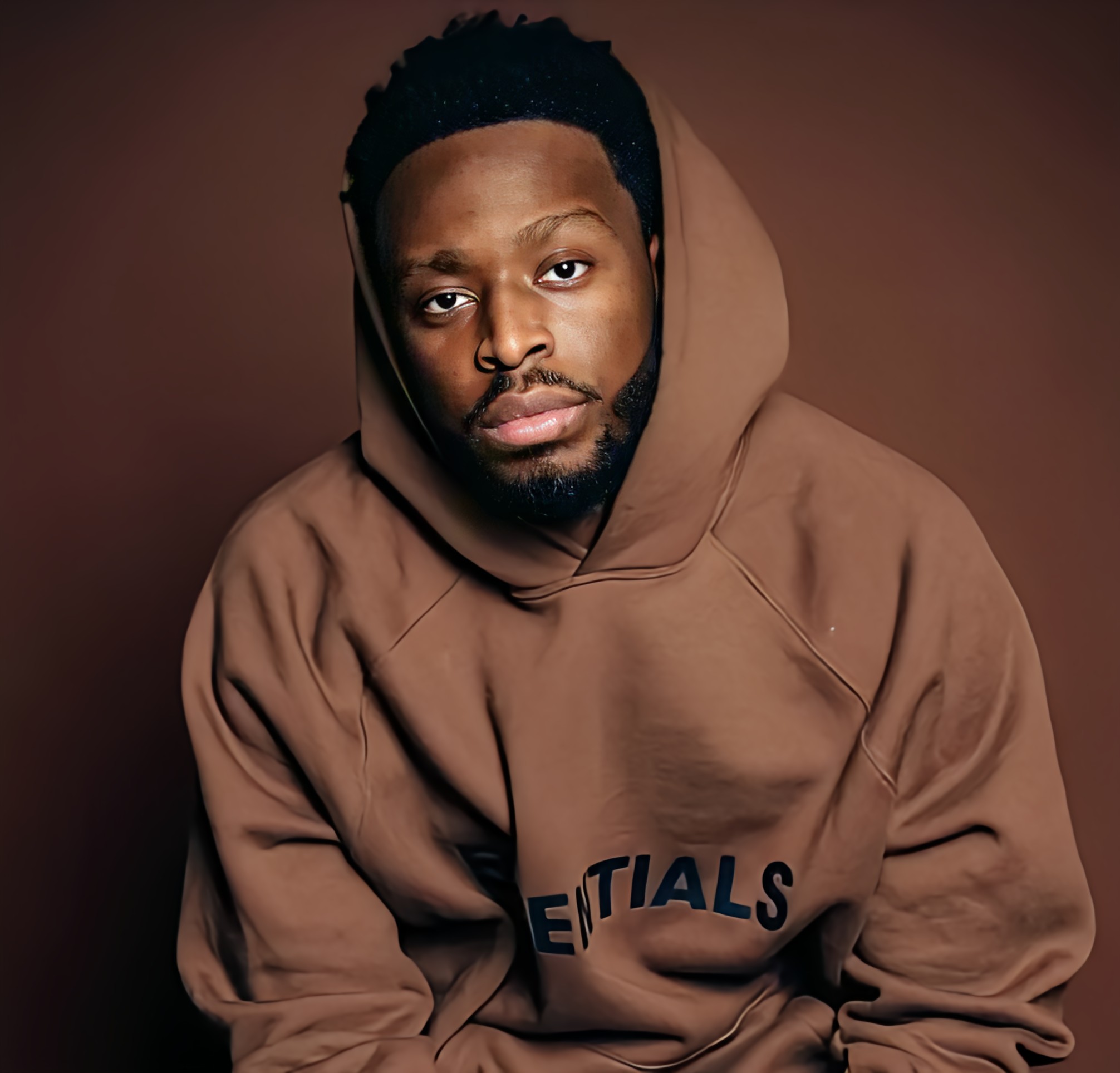 Bon anniversaire à Dadju (33 ans). | Suis-Nous