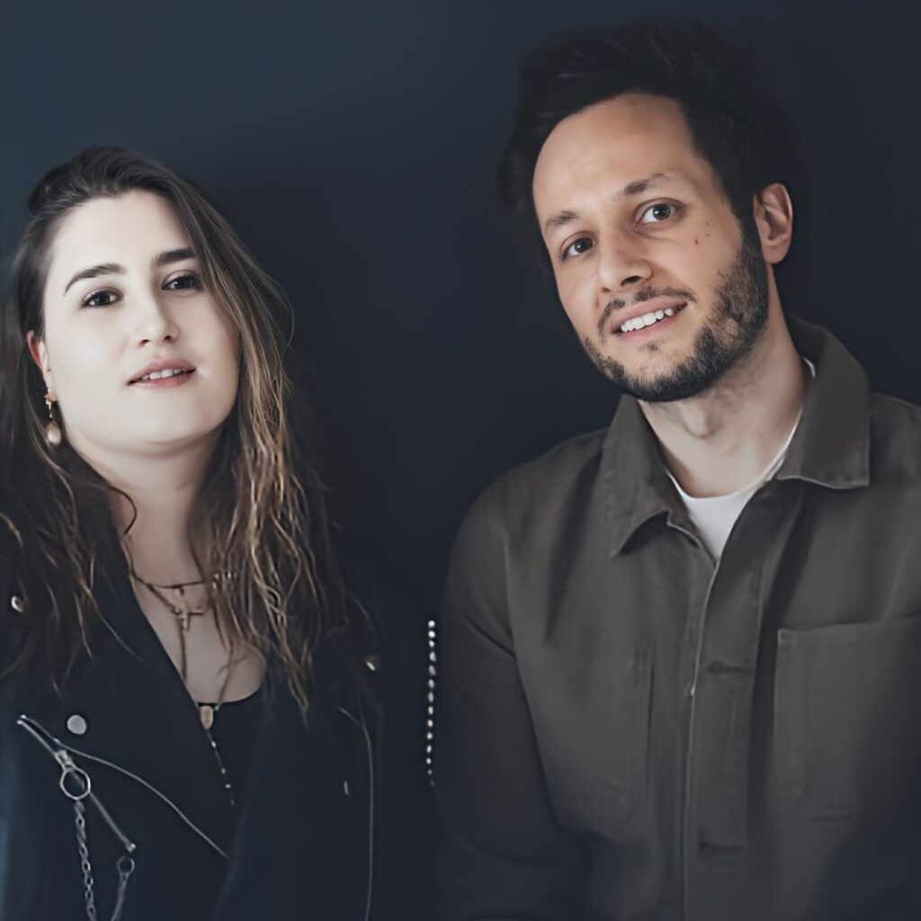 Demi Moore dévoile une vidéo de l'anniversaire de Bruce Willis. | Suis-Nous